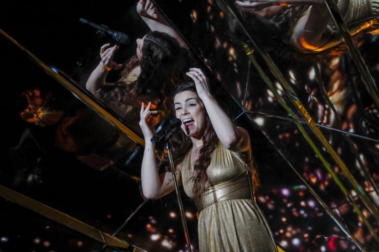 Lucie Jones - Eurovision Universe