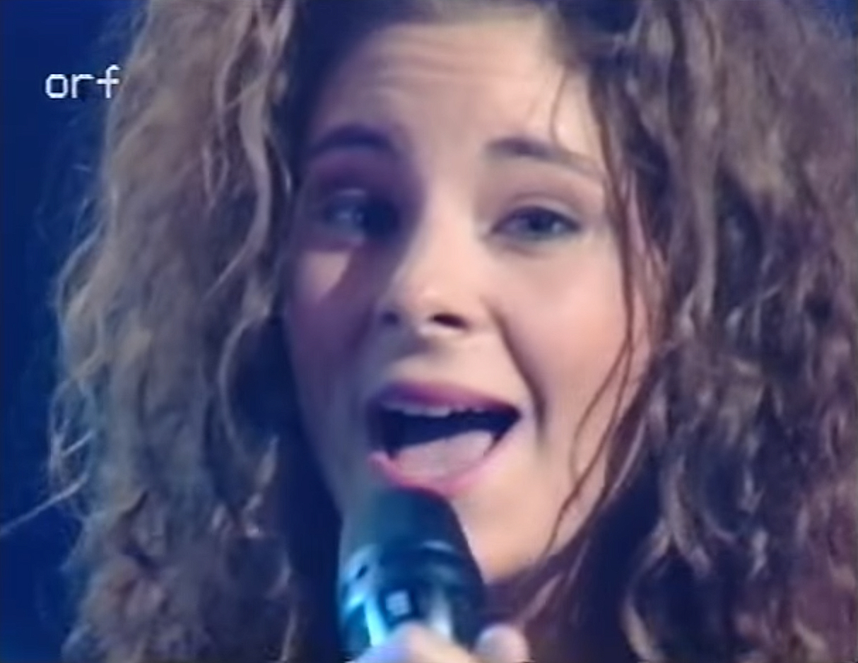 Annie Cloutier's Instagram, Twitter & Facebook on IDCrawl