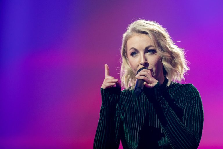 Lesley Roy - Eurovision Universe