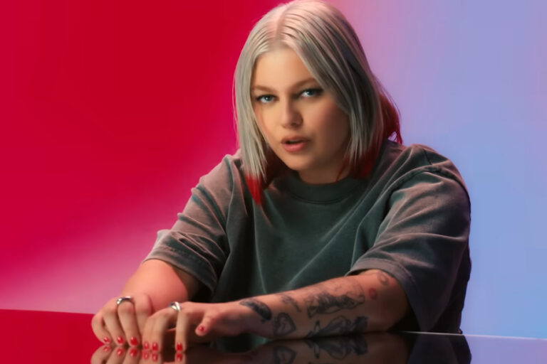 🇫🇷 Louane unveiled her Eurovision entry "Maman" - Eurovision Universe